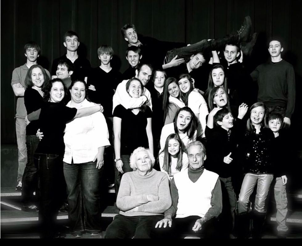 7 Things You Learn When You Grow Up With A Big Family | The Odyssey Online
