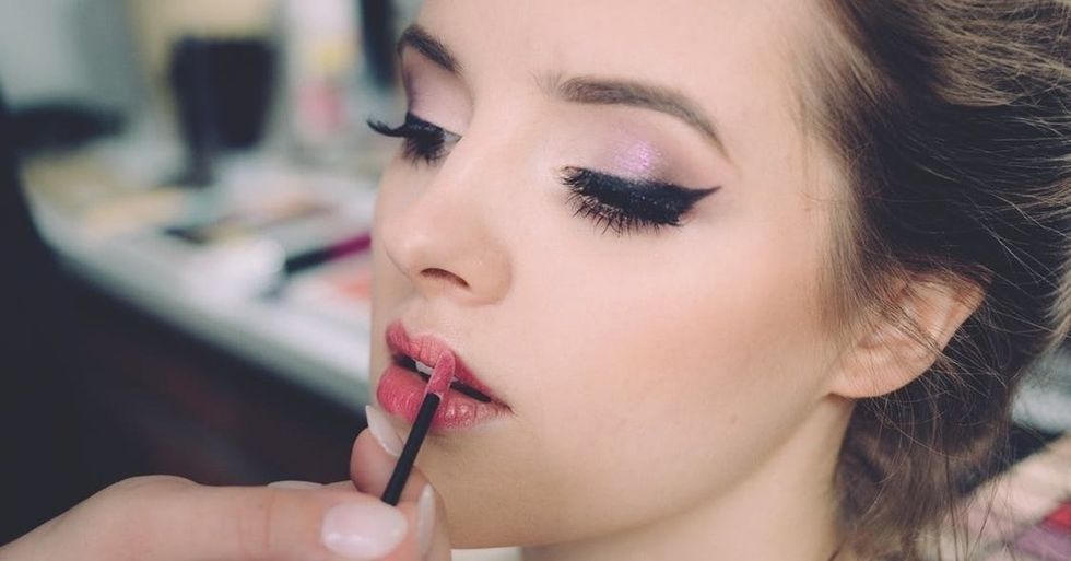 6 Reasons People Wear Makeup | The Odyssey Online