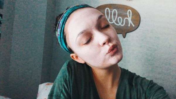 Why Your Makeup Looks Crusty, Flaky And Just Off | The Odyssey Online