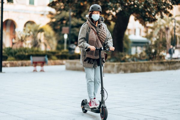 How The E-Scooter Helps Lessen Environmental Pollution