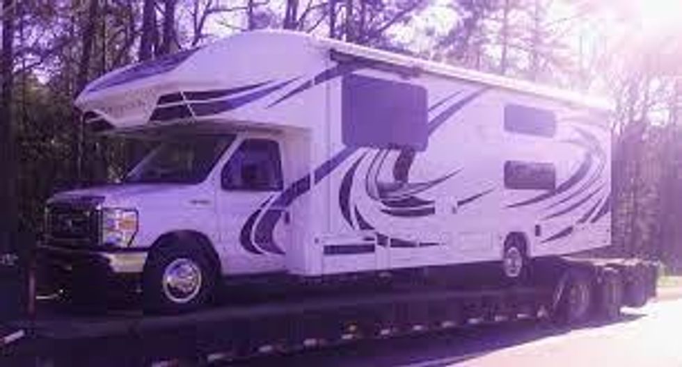 5th Wheel Transport Services | The Odyssey Online