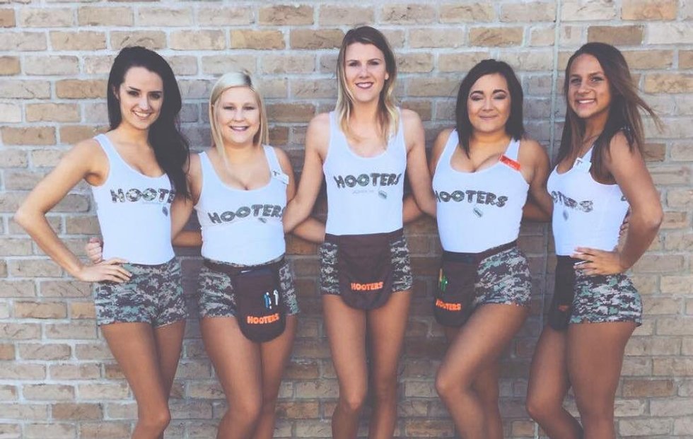 What It Really Means To Be A Hooters Girl | The Odyssey Online