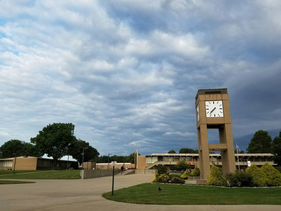 16 Signs You Went To Rend Lake College | The Odyssey Online