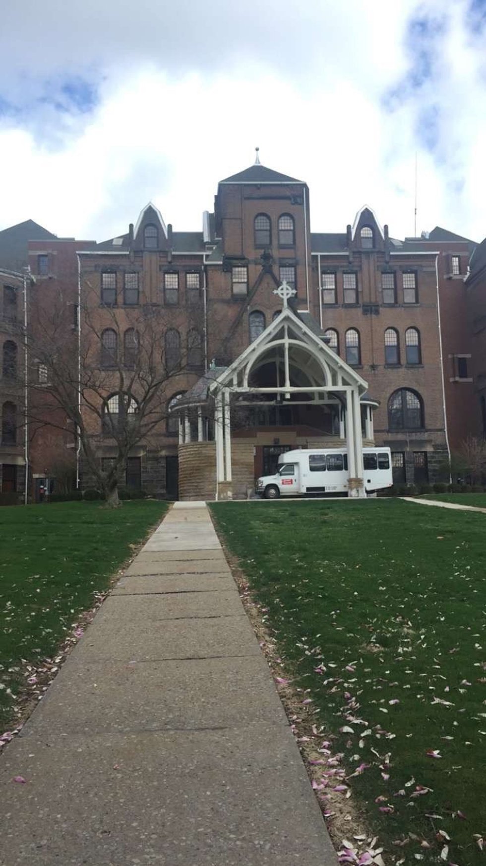 Second Semester In Gifs | The Odyssey Online