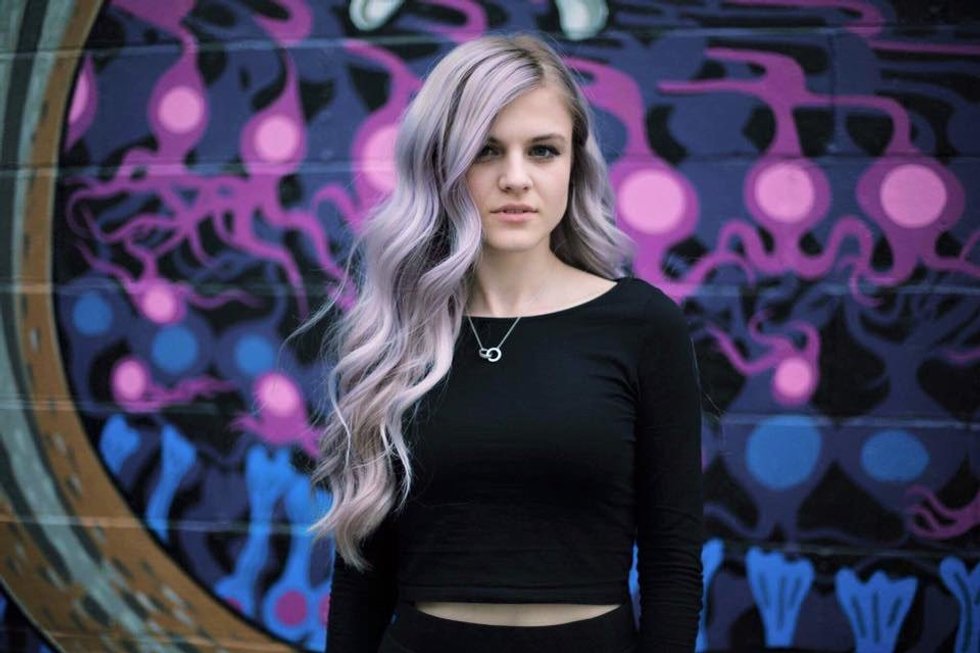 Artist Spotlight: Sarah Barrios | The Odyssey Online