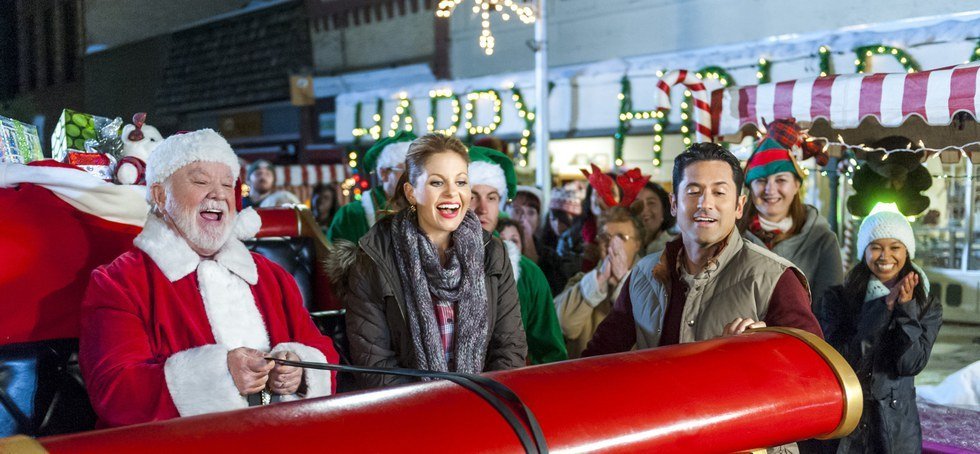 Create Your Own Hallmark Christmas Movie With This Joyful Story ...