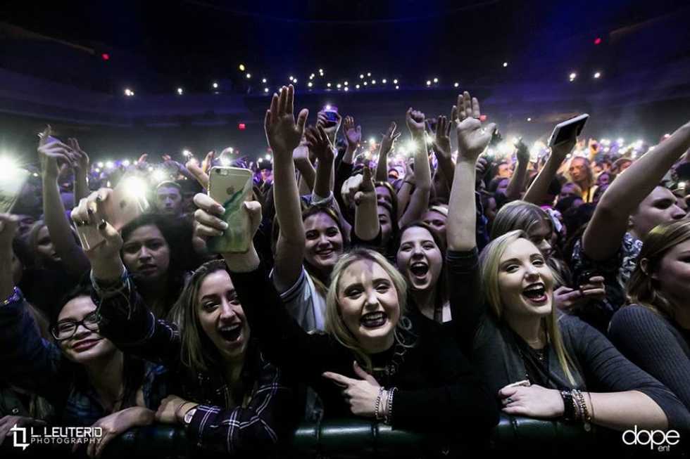 Fan Girling Can Be Productive | The Odyssey Online