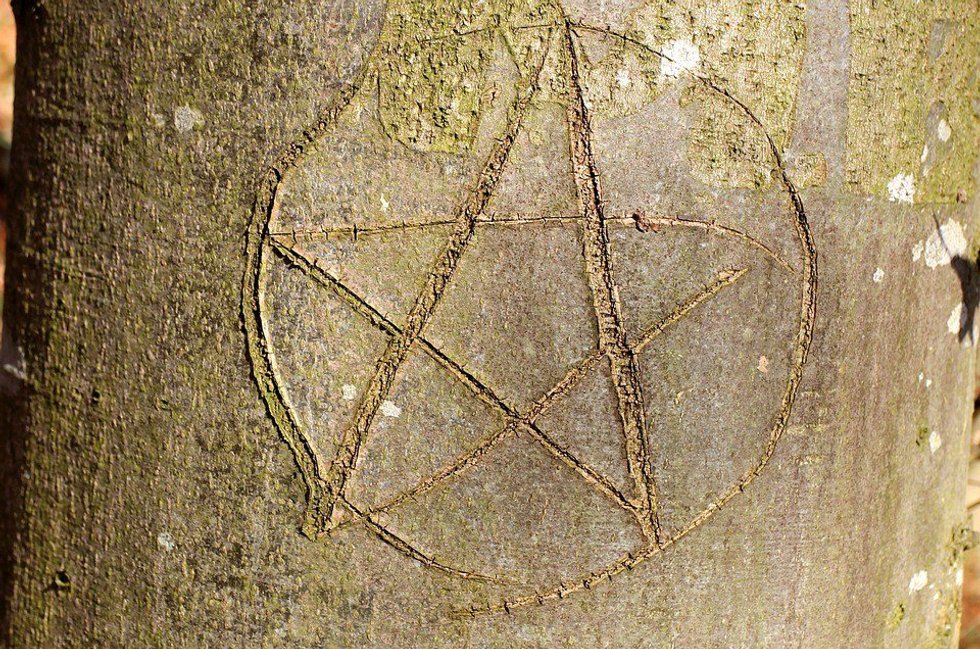 Everything You Thought You Knew About Pentagrams is Wrong | The Odyssey ...