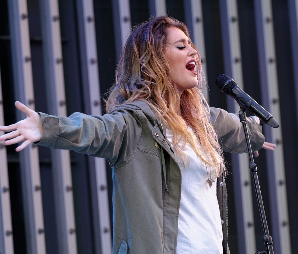 Why Moxie Raia Is A Rising Star You Need To Know | The Odyssey Online