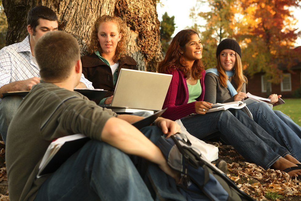 Small Town Colleges Deserve Respect | The Odyssey Online
