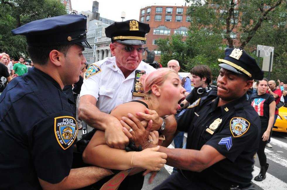 I'm White And I'm Afraid Of Police Officers | The Odyssey Online