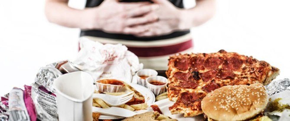 11 Things To Distract Yourself From Binge Eating | The Odyssey Online