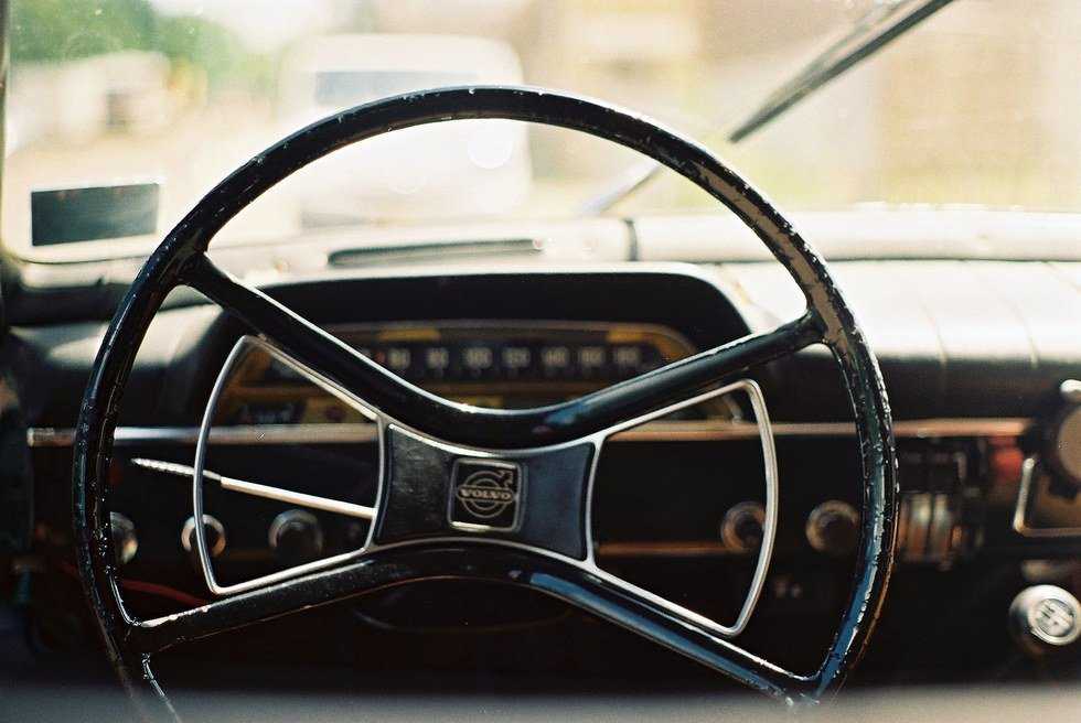 14 Songs To Listen To With The Windows Down | The Odyssey Online