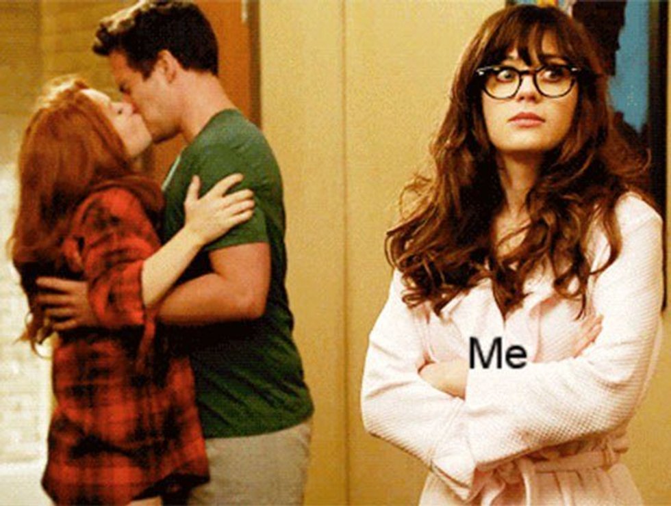 How To Deal With Being The Only Single Friend | The Odyssey Online