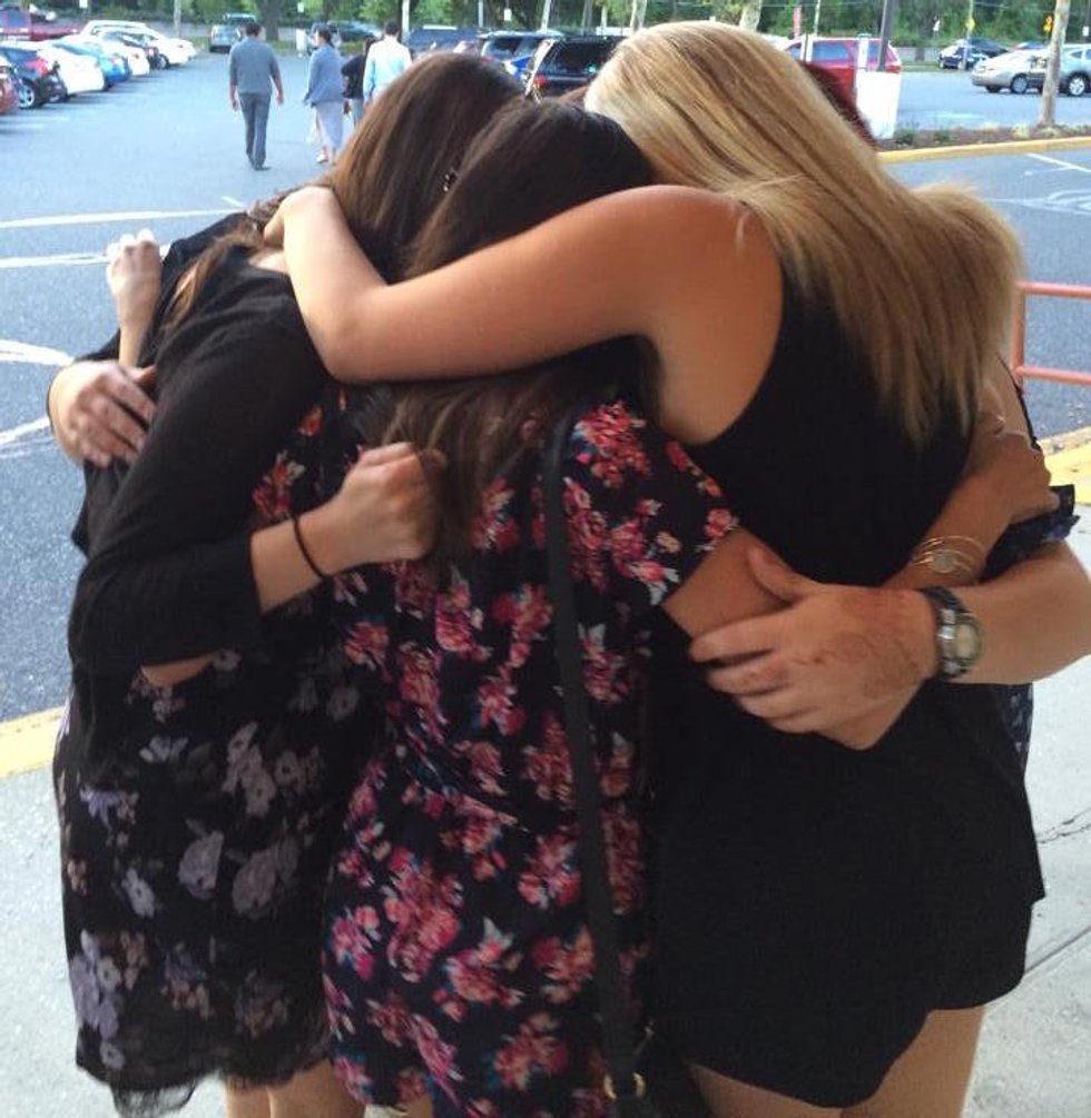 9 Things To Keep In Mind When Your Friends Split Up For College | The ...