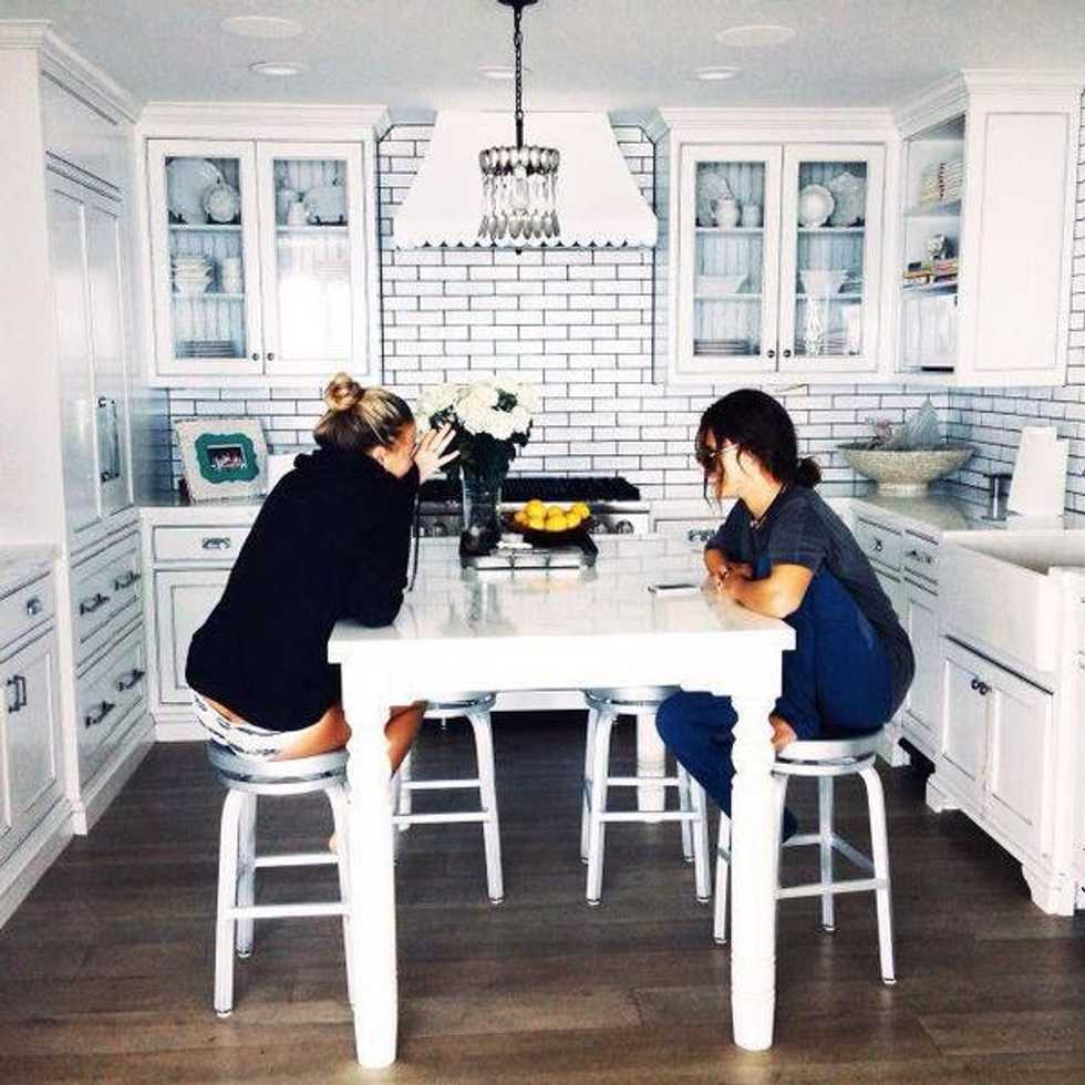 How To Live With Your Best Friends | The Odyssey Online
