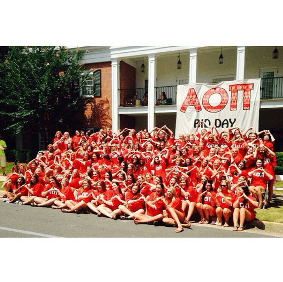 Chapter Overview: Alpha Omicron Pi | The Odyssey Online