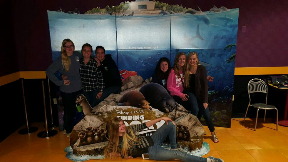 Things To Do On Your B.F.N.O. (Best Friends Night Out) | The Odyssey Online