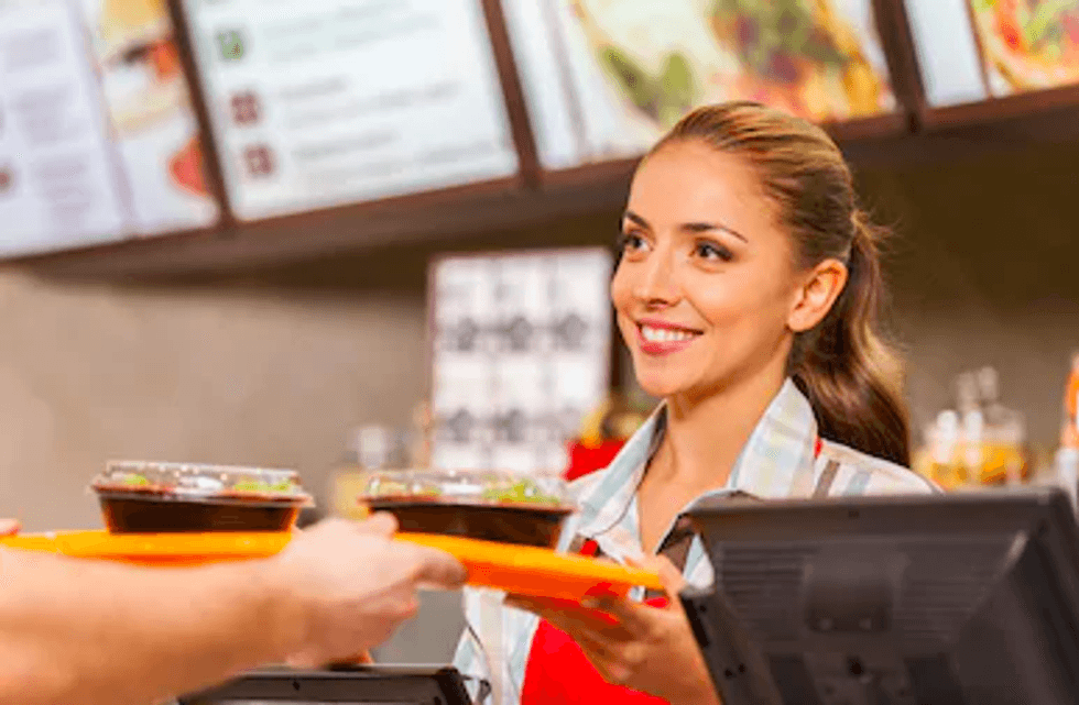 10 Things Fast Food Workers Want You To Know | The Odyssey Online